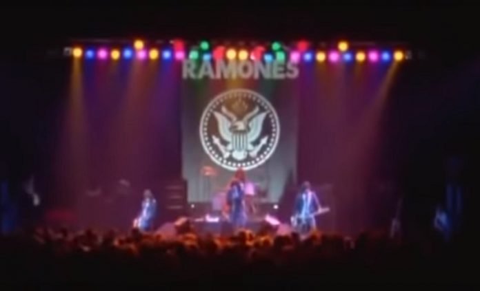 Video der Woche: The Ramones live 1977 | Classic Rock